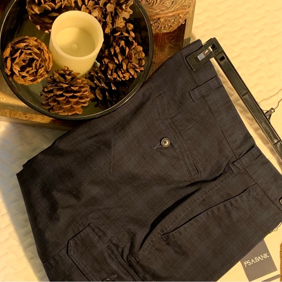 Jos. A. Bank | Shorts | Jos A Bank Tailored Fit Plaid Cargo Short ...